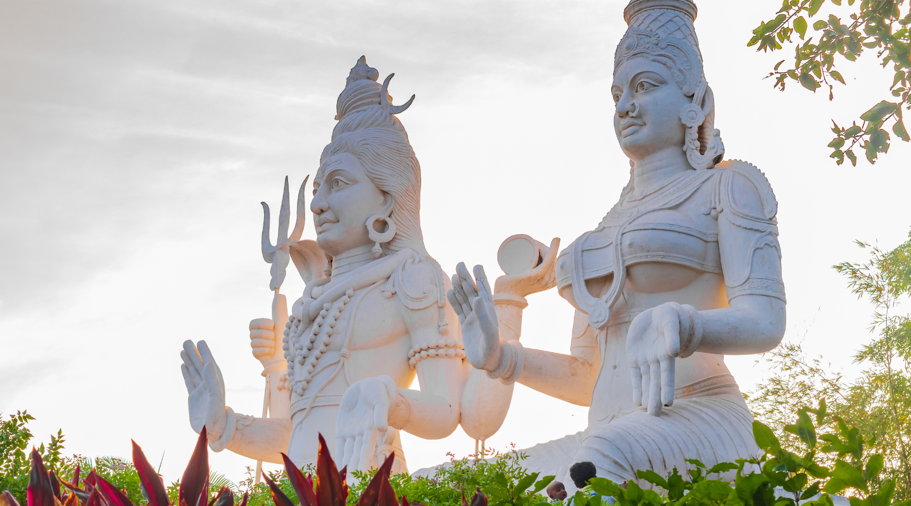 The Most Influential Yogi and Yoginis in History - Full Circle Yoga School